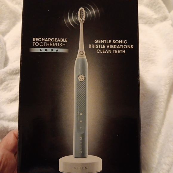 Gleem | Bath | Gleem Rechargeable Toothbrush Color Agua | Poshmark